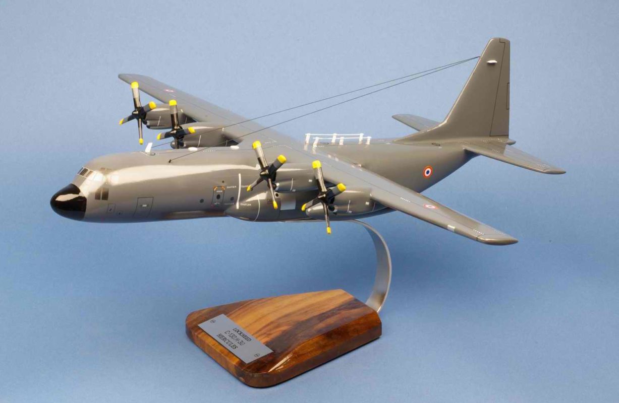 Maquette Avion LOCKHEED C-130H-30 Hercules ARMEE DE L'AIR 1/80 ...
